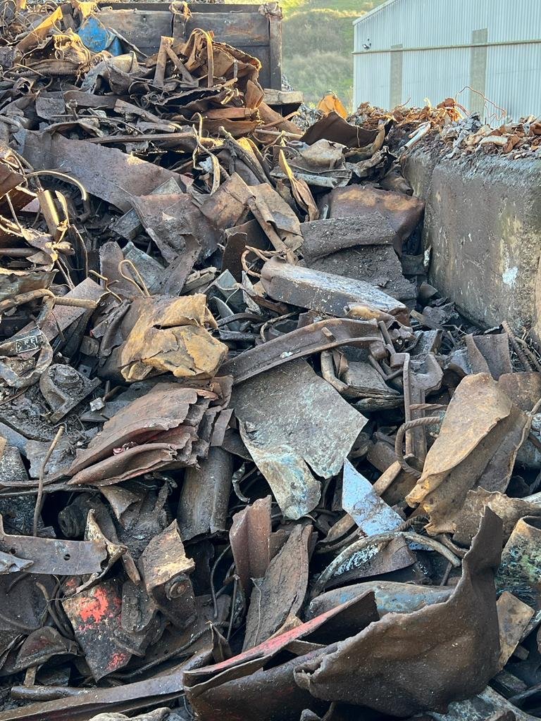 Heavy Melting Scrap No. 1&2 (90:10) - UITCL